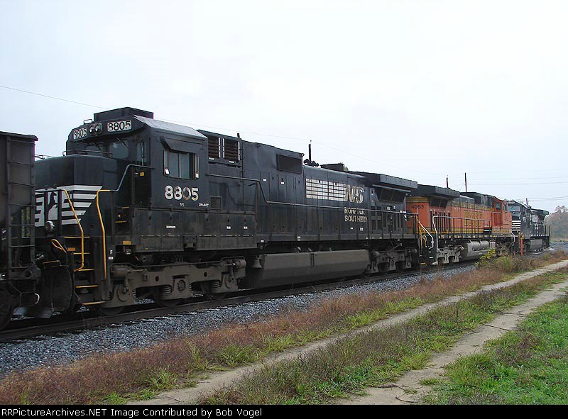 NS 8805
